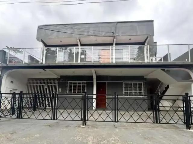 Apartamento para Venda em Curitiba/PR Uberaba 10 Quartos