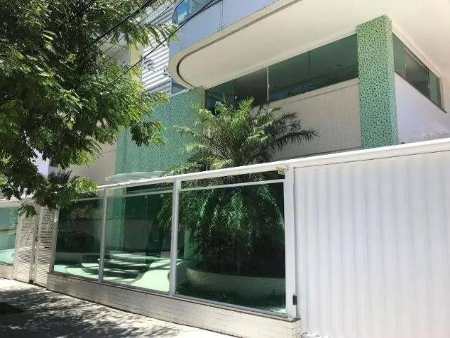 Apartamento para Venda em Cabo Frio/RJ Ogiva 3 Quartos