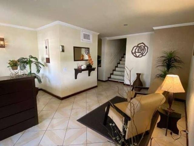 Apartamento para Venda em Cabo Frio/RJ Braga 2 Quartos