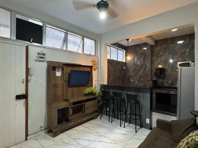 Apartamento para Venda em Cabo Frio/RJ Centro 1 Quartos