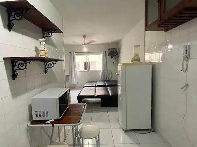 Apartamento para Venda em Cabo Frio/RJ Centro 1 Quartos