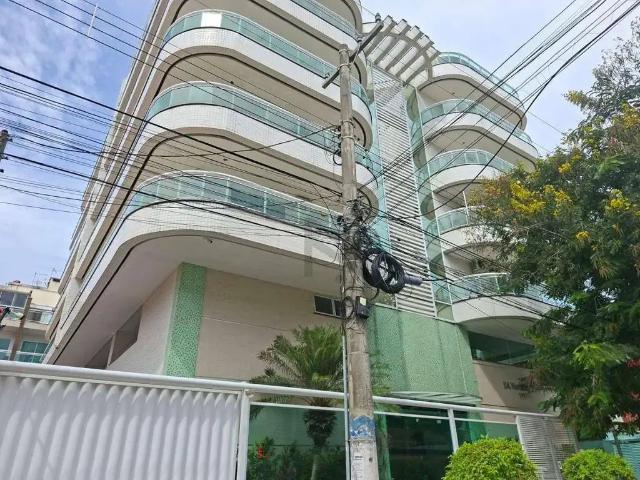 Apartamento para Venda em Cabo Frio/RJ Centro 3 Quartos