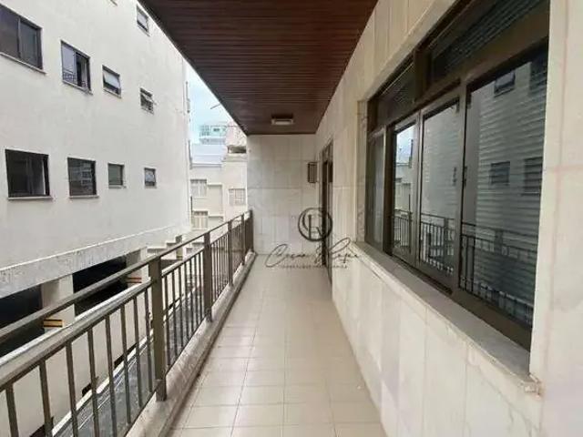 Apartamento para Venda em Cabo Frio/RJ Centro 3 Quartos