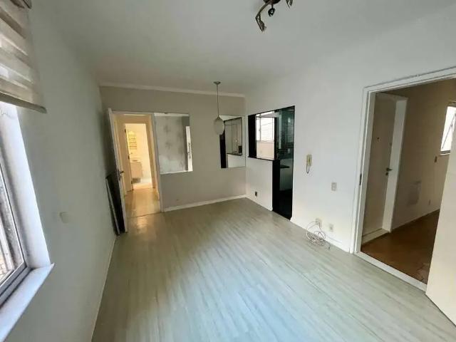 Apartamento para Venda em Cabo Frio/RJ Centro 3 Quartos