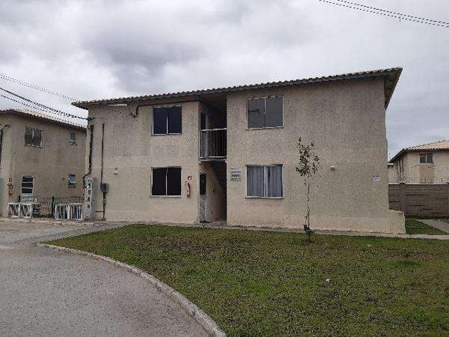 Apartamento para Venda em Cabo Frio/RJ Jardim Esperança 2 Quartos