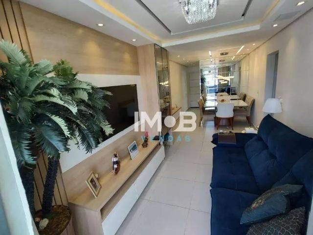 Apartamento para Venda em Cabo Frio/RJ Palmeiras 2 Quartos