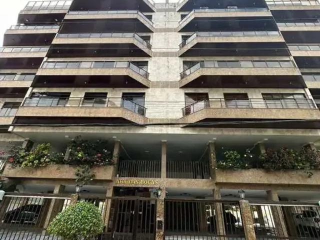 Apartamento para Venda em Cabo Frio/RJ Passagem 3 Quartos
