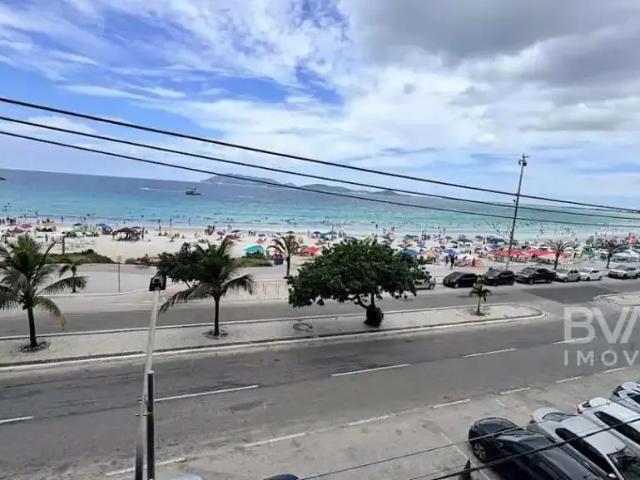 Apartamento para Venda em Cabo Frio/RJ Passagem 4 Quartos