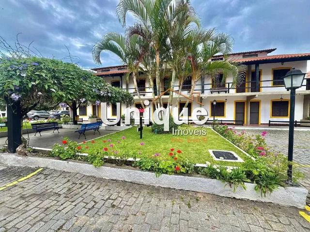 Apartamento para Venda em Cabo Frio/RJ Peró 2 Quartos