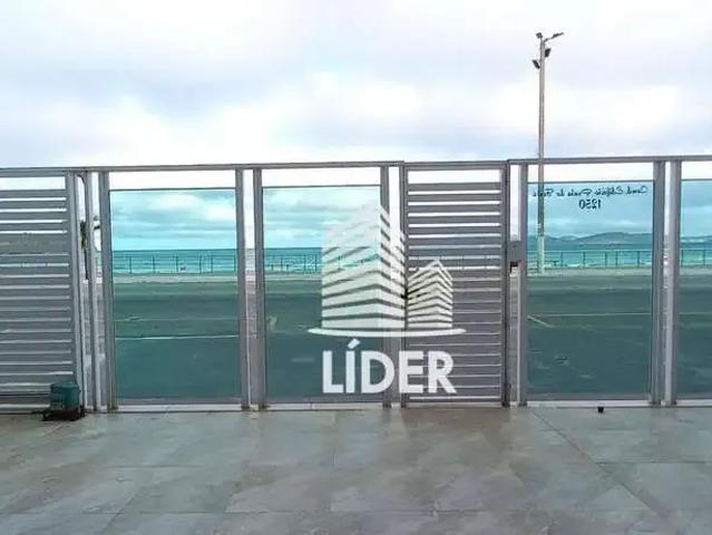 Apartamento para Venda em Cabo Frio/RJ Praia do Forte 2 Quartos