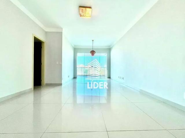 Apartamento para Venda em Cabo Frio/RJ Praia do Forte 3 Quartos