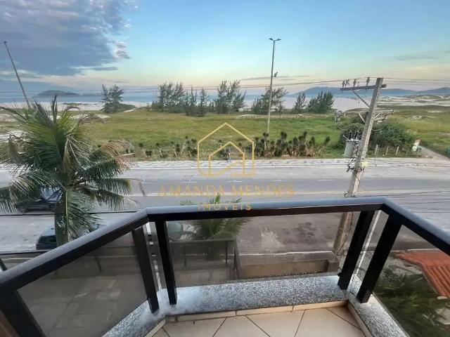 Apartamento para Venda em Cabo Frio/RJ Praia do Forte 3 Quartos