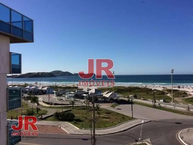 Apartamento para Venda em Cabo Frio/RJ Praia do Forte 3 Quartos