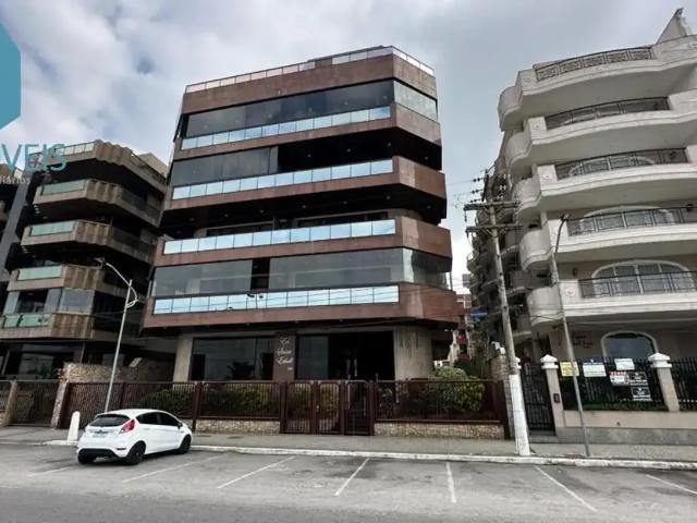 Apartamento para Venda em Cabo Frio/RJ Praia do Forte 4 Quartos