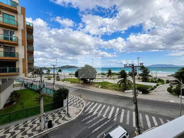 Apartamento para Venda em Cabo Frio/RJ Praia do Forte 4 Quartos