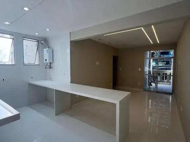 Apartamento para Venda em Cabo Frio/RJ Vila Nova 4 Quartos