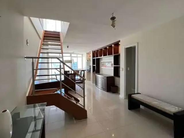 Apartamento para Venda em Cabo Frio/RJ Vila Nova 4 Quartos