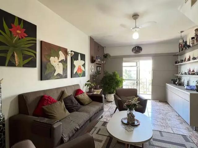 Apartamento para Venda em Cabo Frio/RJ Vila Nova 5 Quartos