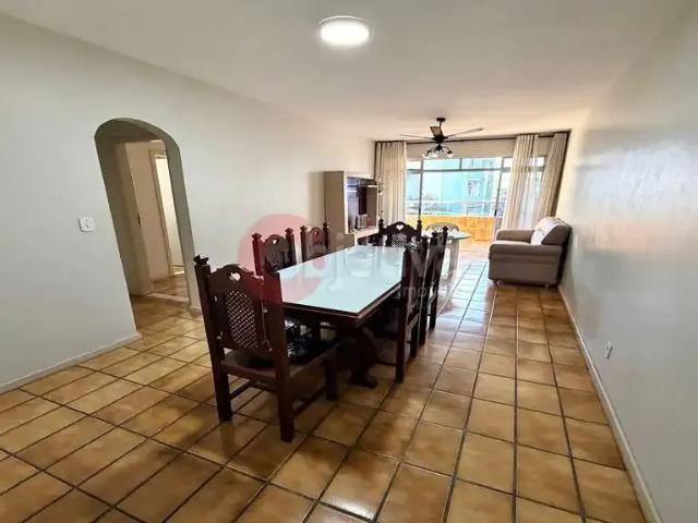 Apartamento para Venda em Cabo Frio/RJ Vila Nova 2 Quartos