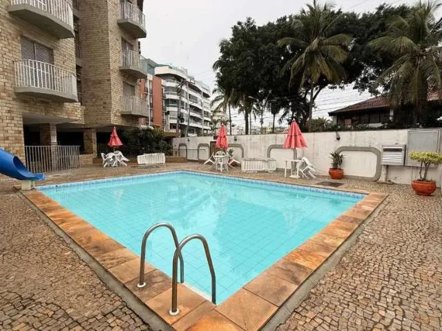 Apartamento para Venda em Cabo Frio/RJ Vila Nova 3 Quartos