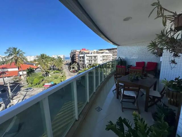 Apartamento para Venda em Cabo Frio/RJ Vila Nova 3 Quartos
