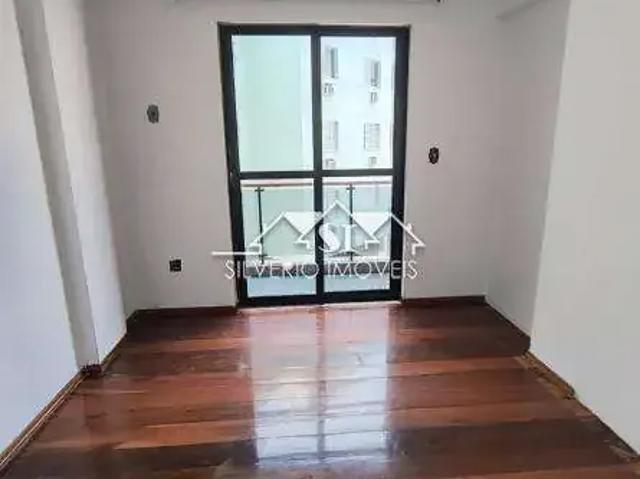 Apartamento para Venda em Cabo Frio/RJ Vila Nova 3 Quartos