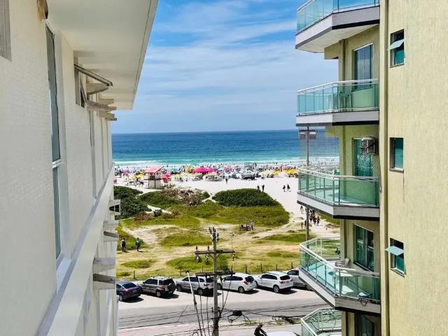 Apartamento para Venda em Cabo Frio/RJ Vila Nova 3 Quartos
