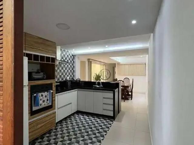 Apartamento para Venda em Cabo Frio/RJ Vila Nova 3 Quartos