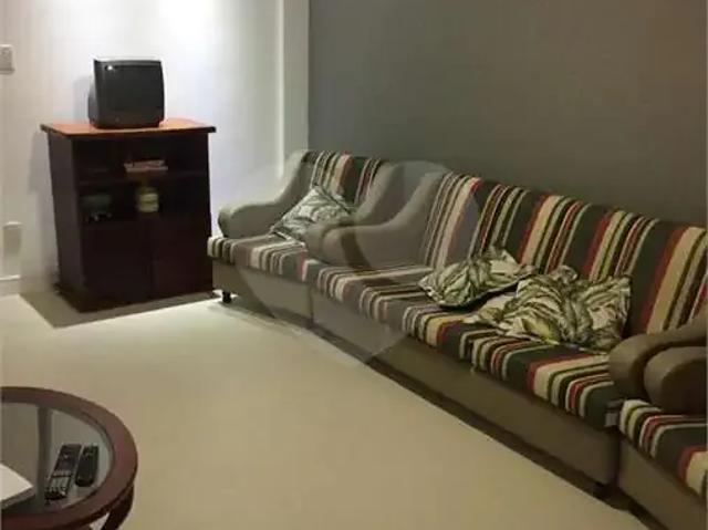 Apartamento para Venda em Cabo Frio/RJ Vila Nova 3 Quartos
