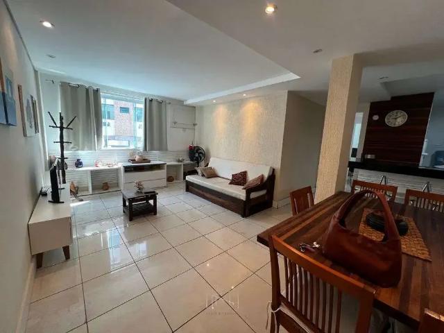 Apartamento para Venda em Cabo Frio/RJ Vila Nova 3 Quartos