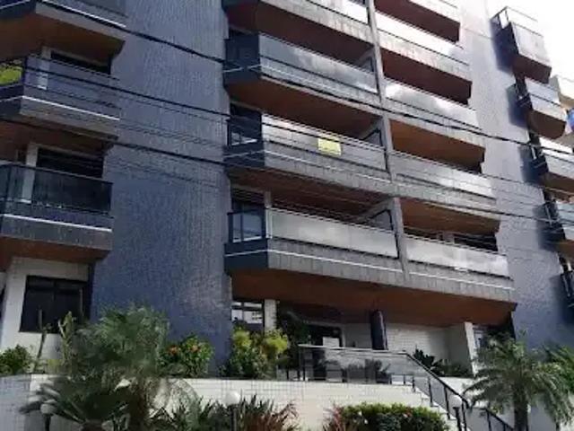 Apartamento para Venda em Cabo Frio/RJ Vila Nova 3 Quartos