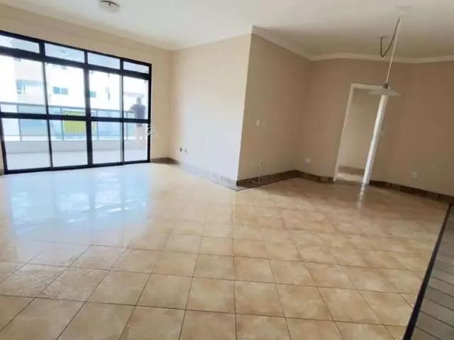 Apartamento para Venda em Cabo Frio/RJ Vila Nova 3 Quartos