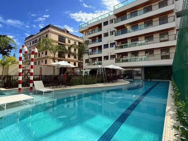 Apartamento para Venda em Cabo Frio/RJ Vila Nova 3 Quartos