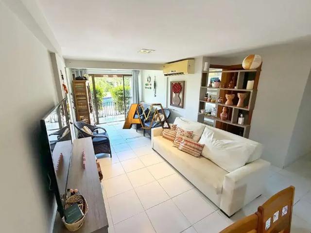 Apartamento para Venda em Camaçari/BA Guarajuba 2 Quartos