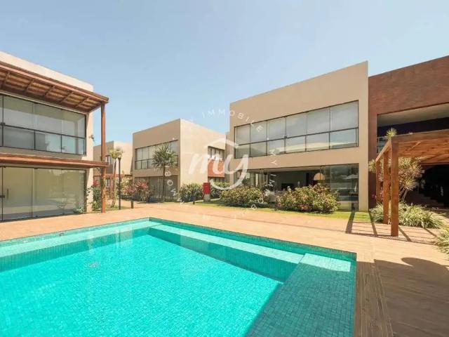Apartamento para Venda em Camaçari/BA Monte Gordo 3 Quartos