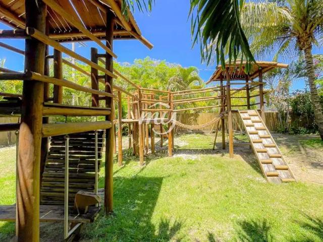Apartamento para Venda em Camaçari/BA Monte Gordo 4 Quartos