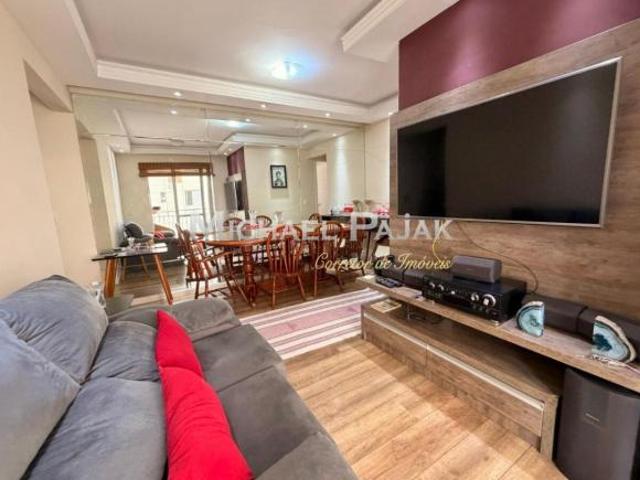 Apartamento para venda em Cambuci com 2 quartos, sendo 1 suíte Michael Pajak 11 99996 4550