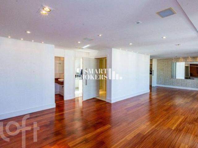 Apartamento para venda em Cambuci de 176.00m² com 4 Quartos, 3 Suites e 3 Garagens