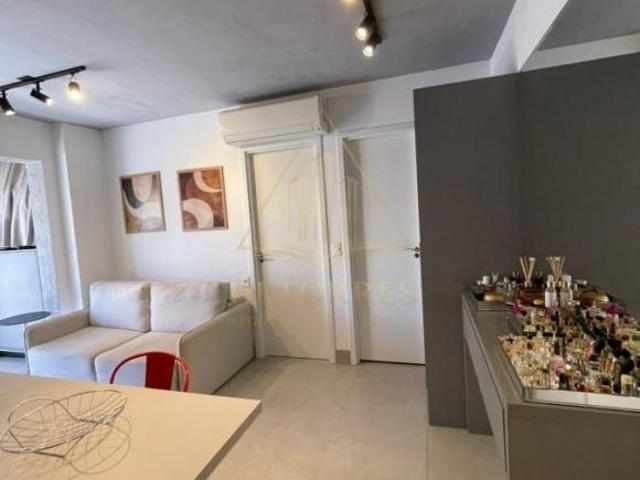 Apartamento para venda em Cambuí de 40.00m² com 1 Quarto e 1 Garagem