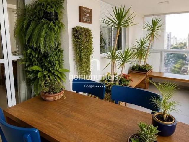 Apartamento para venda em Cambuí de 83.00m² com 2 Quartos, 1 Suite e 2 Garagens