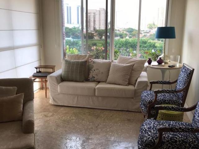 Apartamento para venda em Cambuí de 112.00m² com 3 Quartos, 1 Suite e 2 Garagens