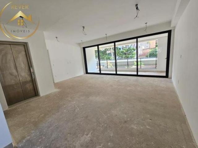 Apartamento para venda em Cambuí de 129.00m² com 3 Quartos, 3 Suites e 3 Garagens