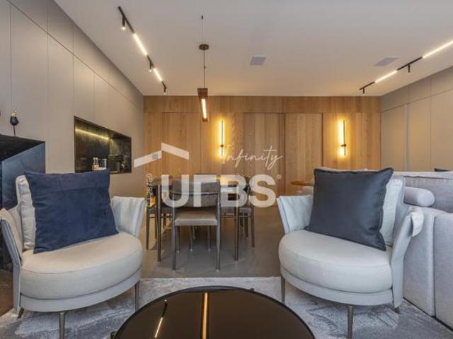 Apartamento para venda em Cambuí de 130.00m² com 2 Quartos, 2 Suites e 3 Garagens