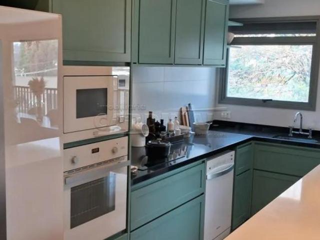 Apartamento para venda em Cambuí de 140.00m² com 3 Quartos, 3 Suites e 3 Garagens