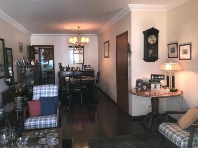 Apartamento para venda em Cambuí de 140.00m² com 3 Quartos, 1 Suite e 3 Garagens