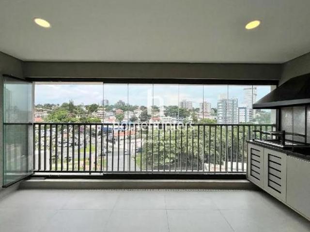 Apartamento para venda em Cambuí de 14.00m² com 3 Quartos, 3 Suites e 2 Garagens