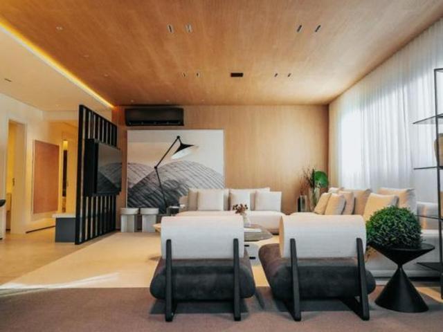 Apartamento para venda em Cambuí de 153.43m² com 3 Quartos, 3 Suites e 3 Garagens