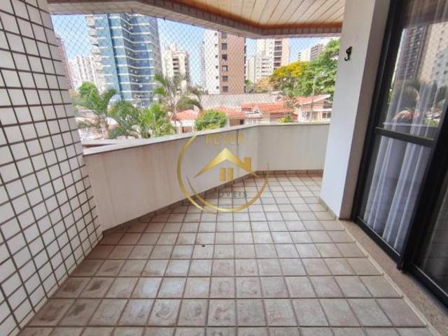 Apartamento para venda em Cambuí de 165.00m² com 4 Quartos, 2 Suites e 2 Garagens