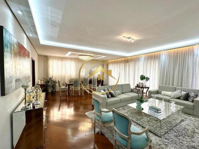 Apartamento para venda em Cambuí de 235.00m² com 4 Quartos, 3 Suites e 3 Garagens