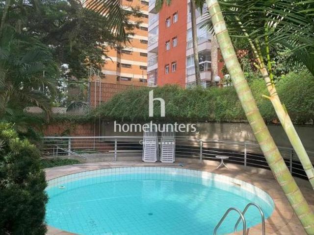 Apartamento para venda em Cambuí de 246.00m² com 4 Quartos, 2 Suites e 3 Garagens